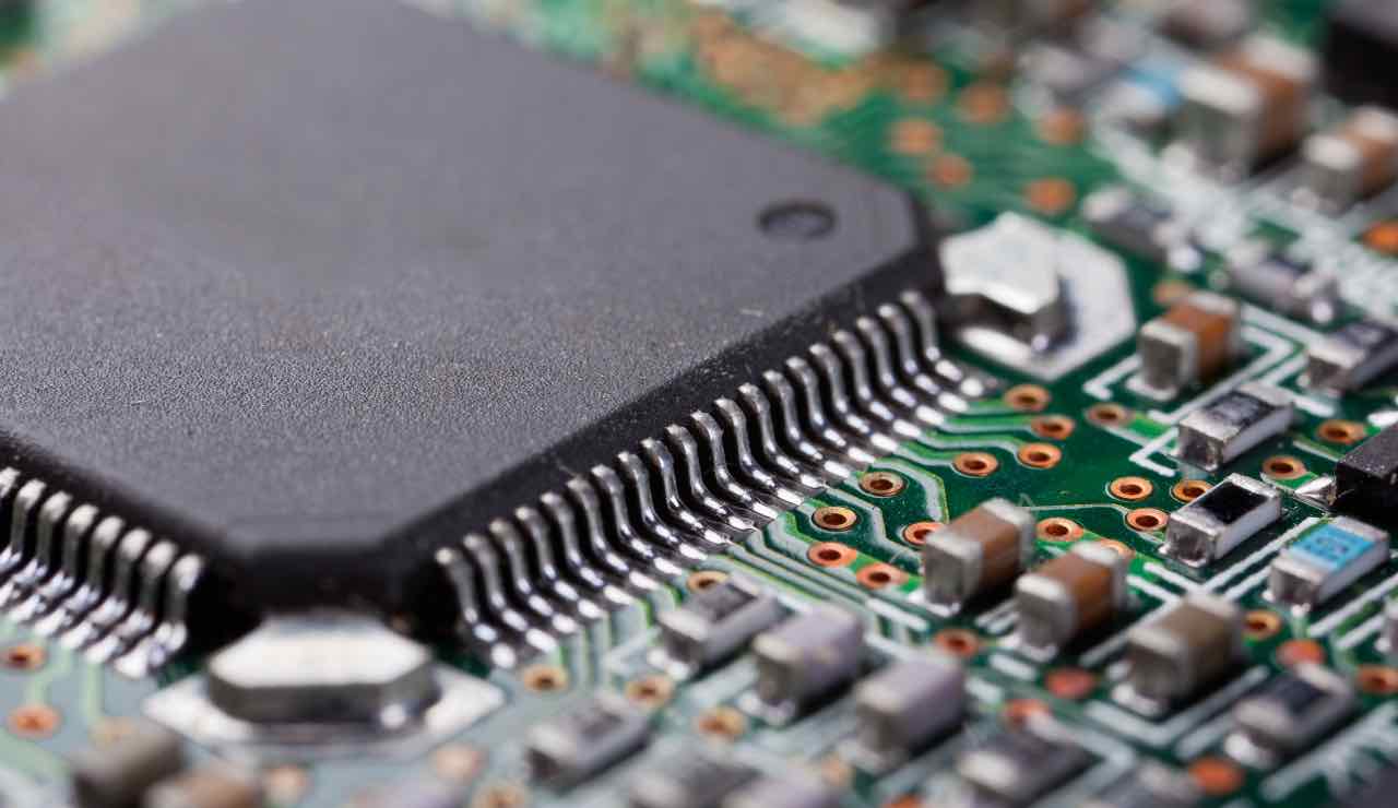Rivoluzione nei chip: il primo computer CMOS interamente in materiali ...